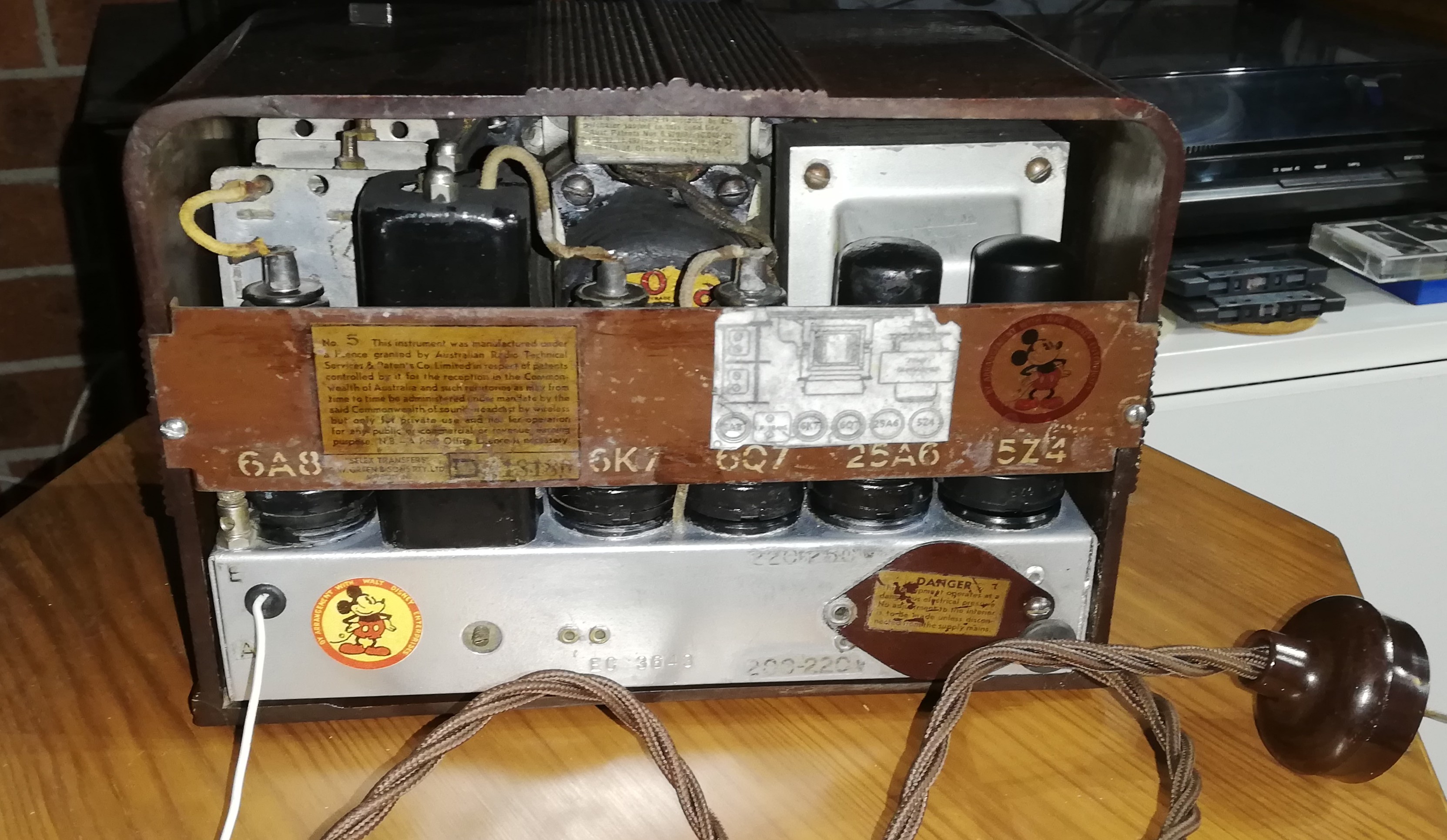 George Nearchou Restored Radio Collection Index